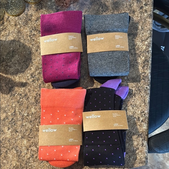 Wellow | Intimates & Sleepwear | Nwt Wellow Brand Compression Socks ...